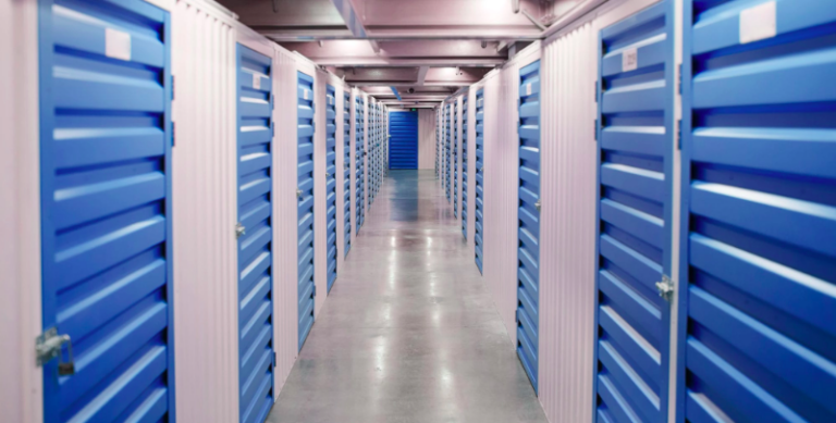 Understanding ReplicaSet vs. StatefulSet vs. DaemonSet vs. Deployments ...